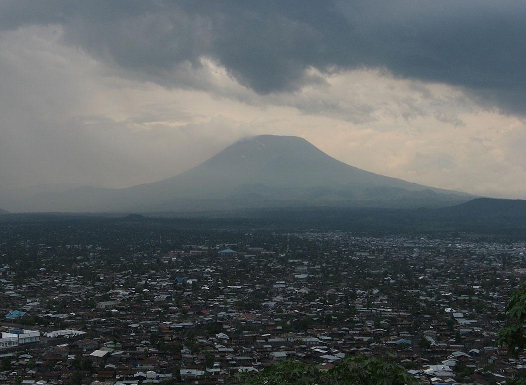 Goma: risico van uitbarstingen van de Nyiragongo | Filmpremière | 10 ...